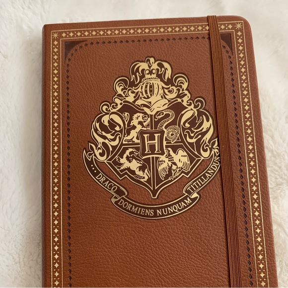 Warner Bros. | Office | Harry Potter Hogwarts Ruled Notebook | Poshmark